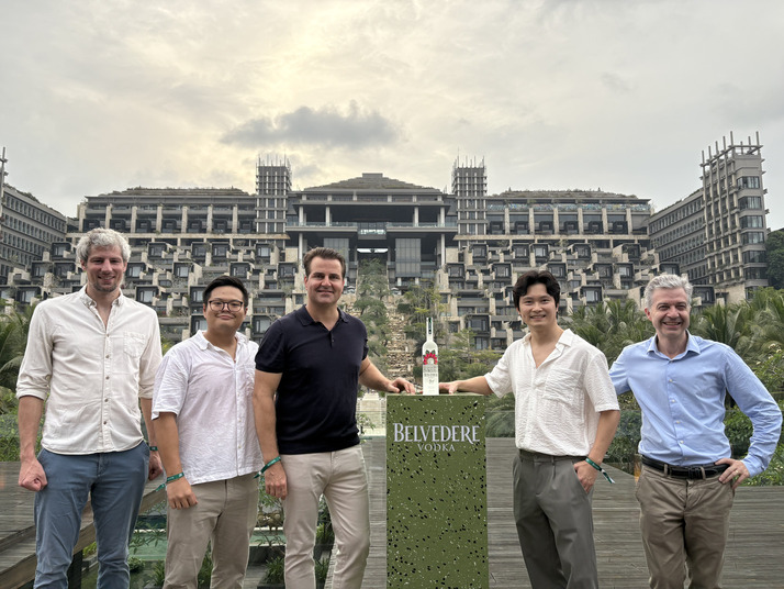 Belvedere Vodka Rilis Botol Edisi Terbatas Bali - The Societies